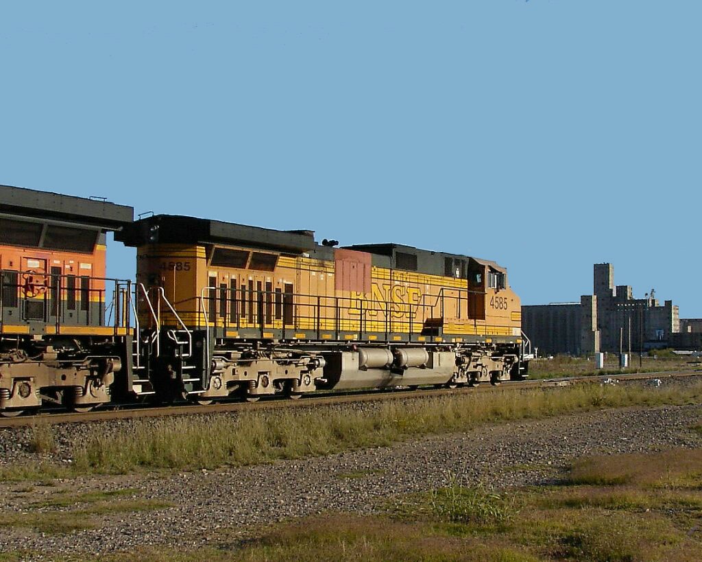 BNSF 4585